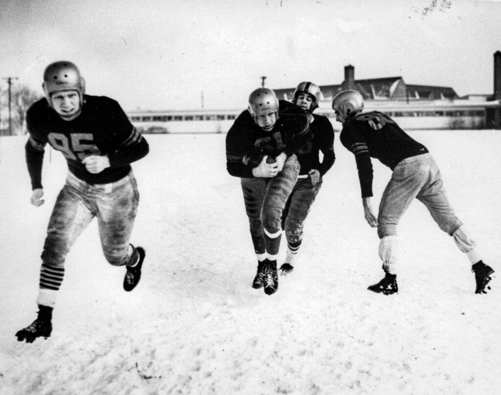Football Through the Years - Valpo Magazine